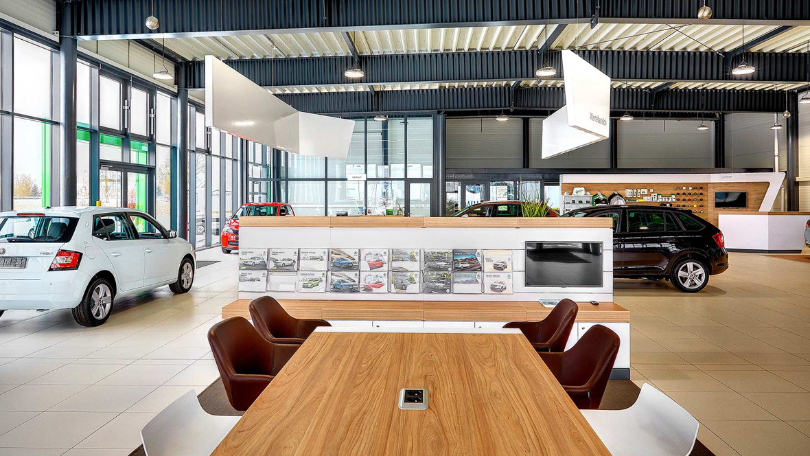 Schuster Automobile Skoda-Showroom - autohaus.de
